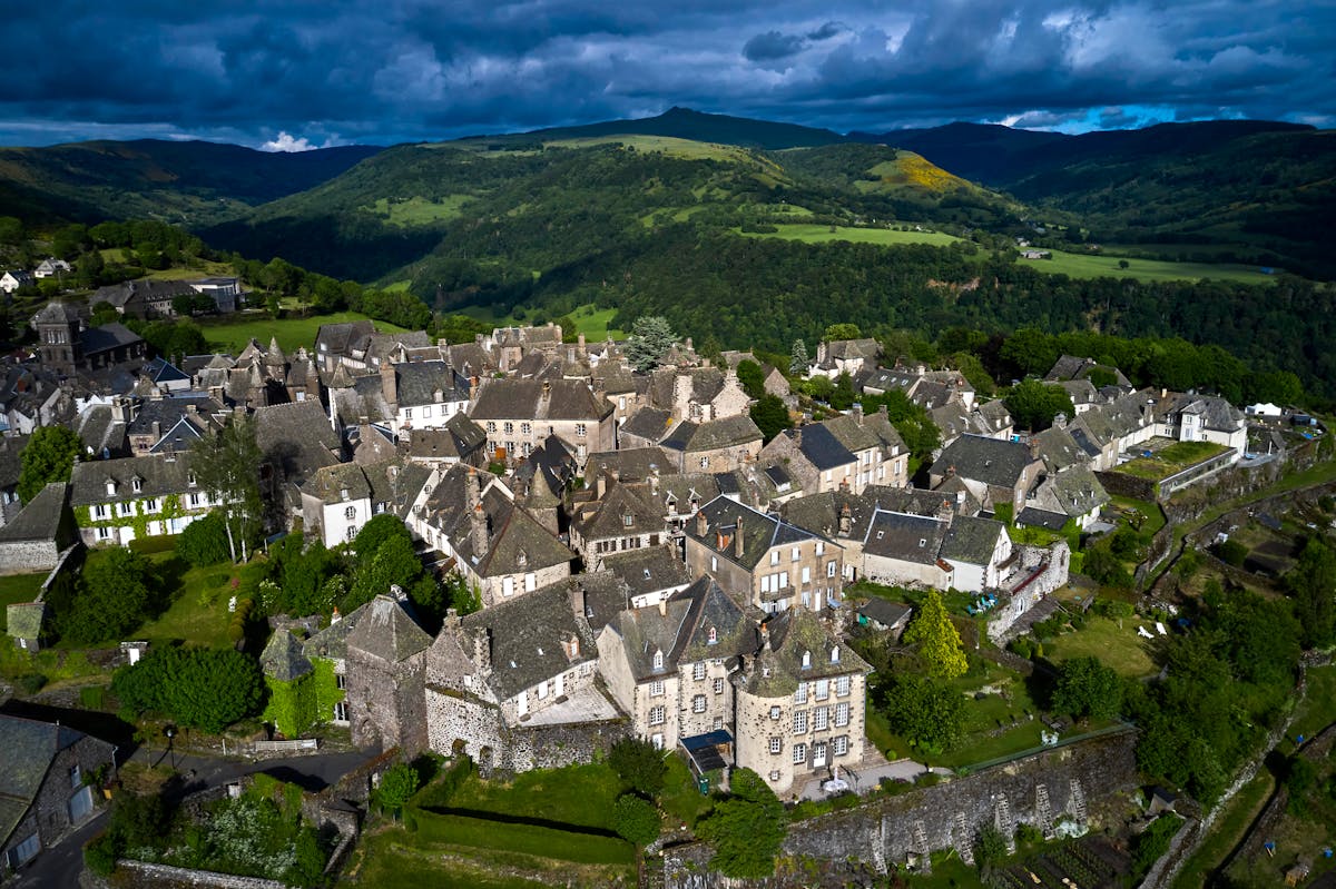 Que faire à Salers en Auvergne ? | Détours en France
